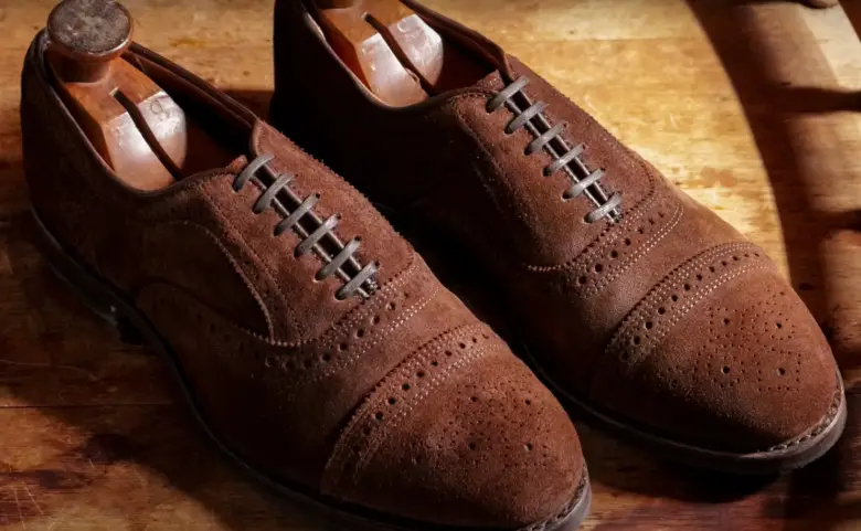 How to Dye Suede Shoes? - LeatherProfy