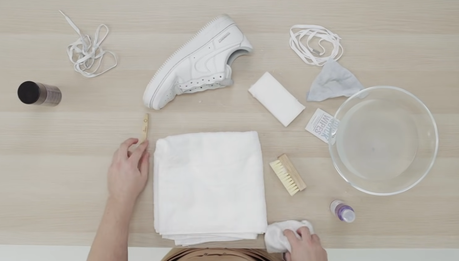 How to Clean White Leather Tennis Shoes? - LeatherProfy