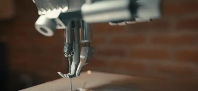 Singer 151W1 Leather Sewing Machine Review - LeatherProfy