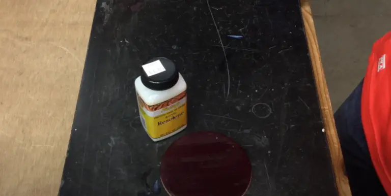 How to Apply Acrylic Resolene on Leather? - LeatherProfy