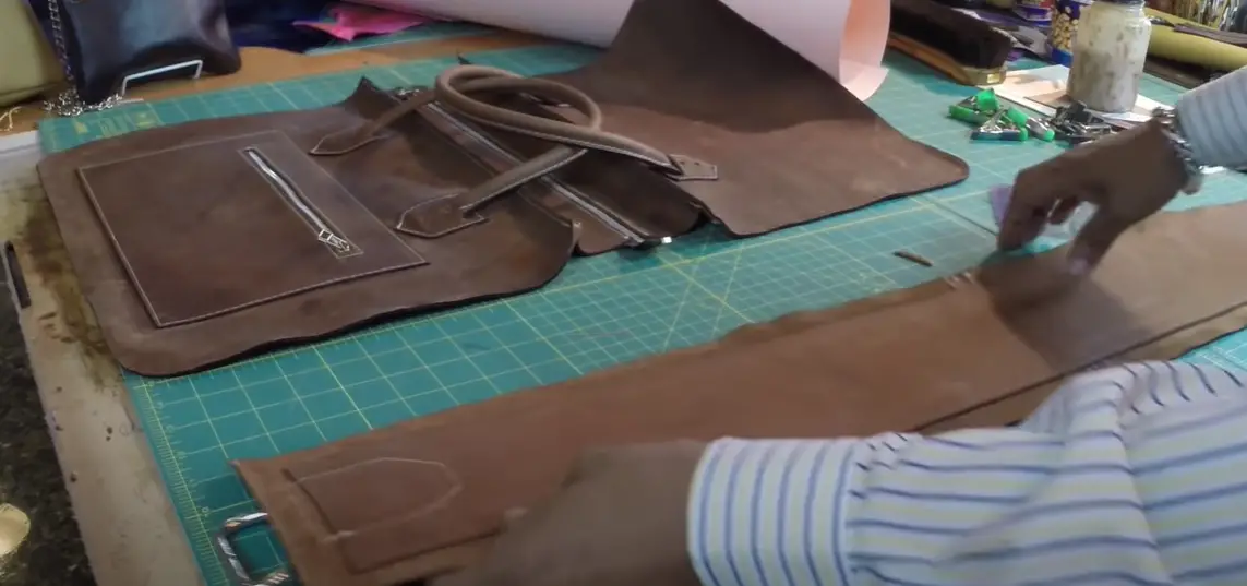How to Stiffen Leather Bag? - LeatherProfy