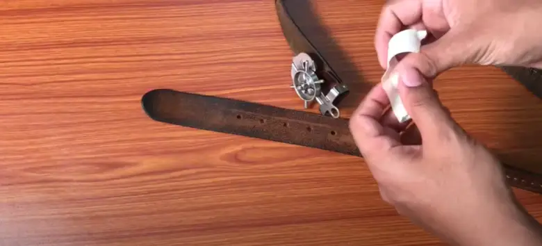 How to Fix a Leather Belt? - LeatherProfy